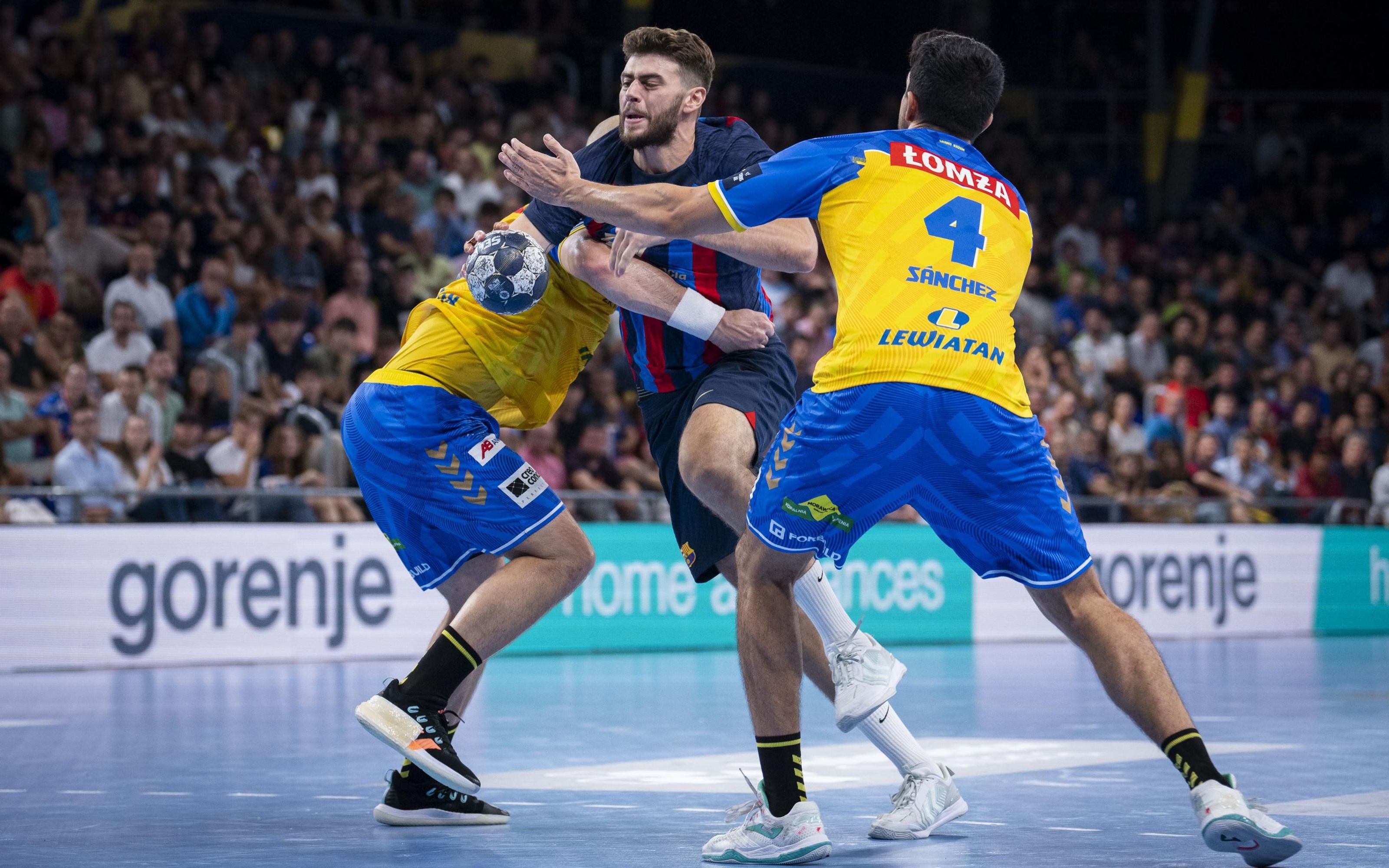 Barça 32-28 Kielce