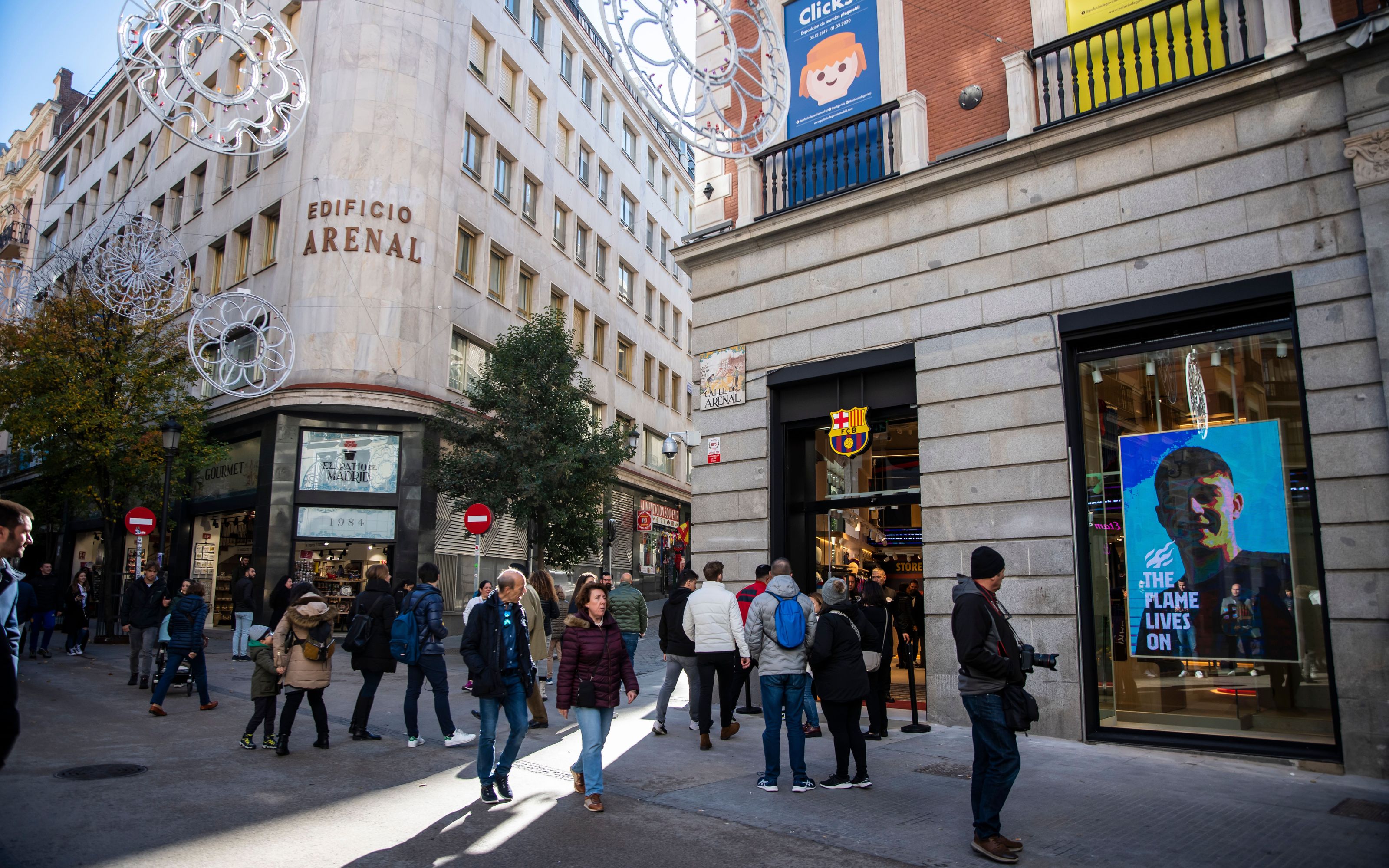 El FC Barcelona inaugura la seva primera Barça Store a Madrid