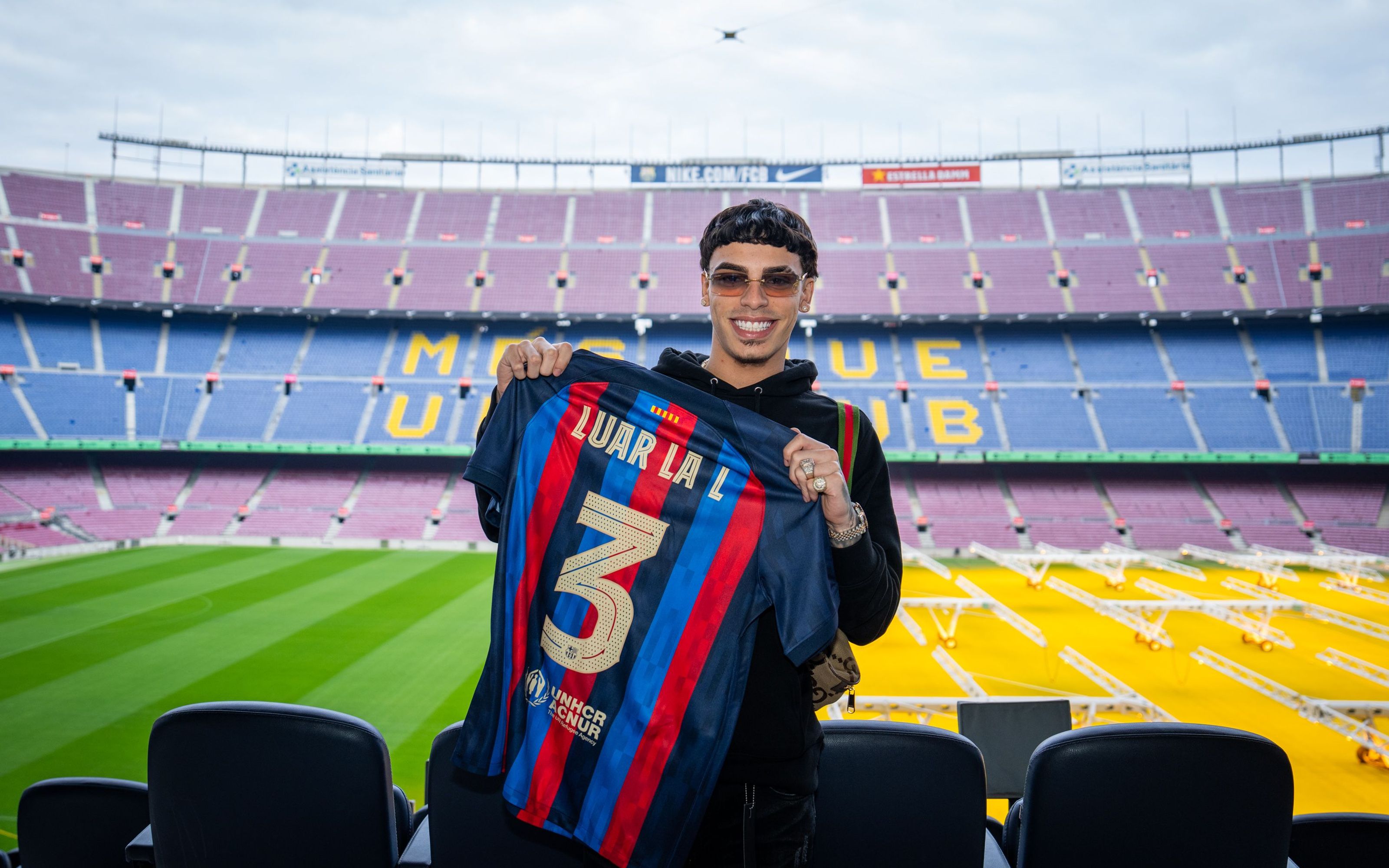 Visita de Luar La L a l'Spotify Camp Nou
