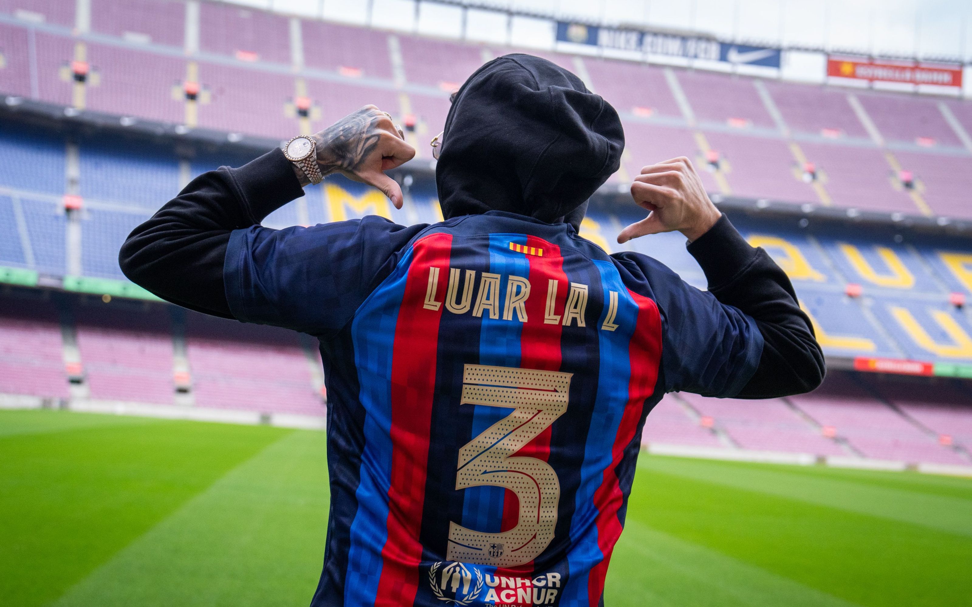 Visita de Luar La L al Spotify Camp Nou