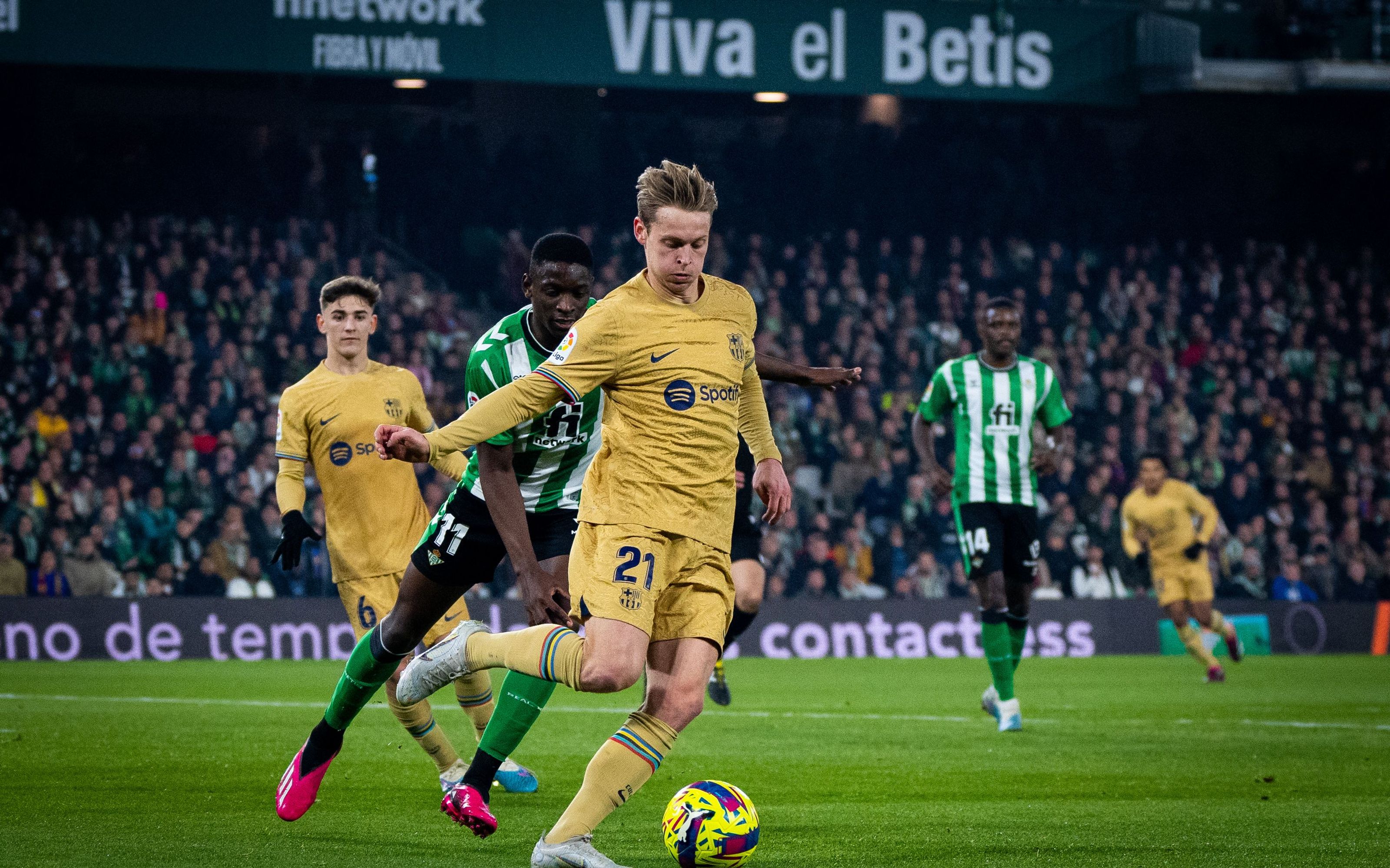 Photos from the win away at Betis