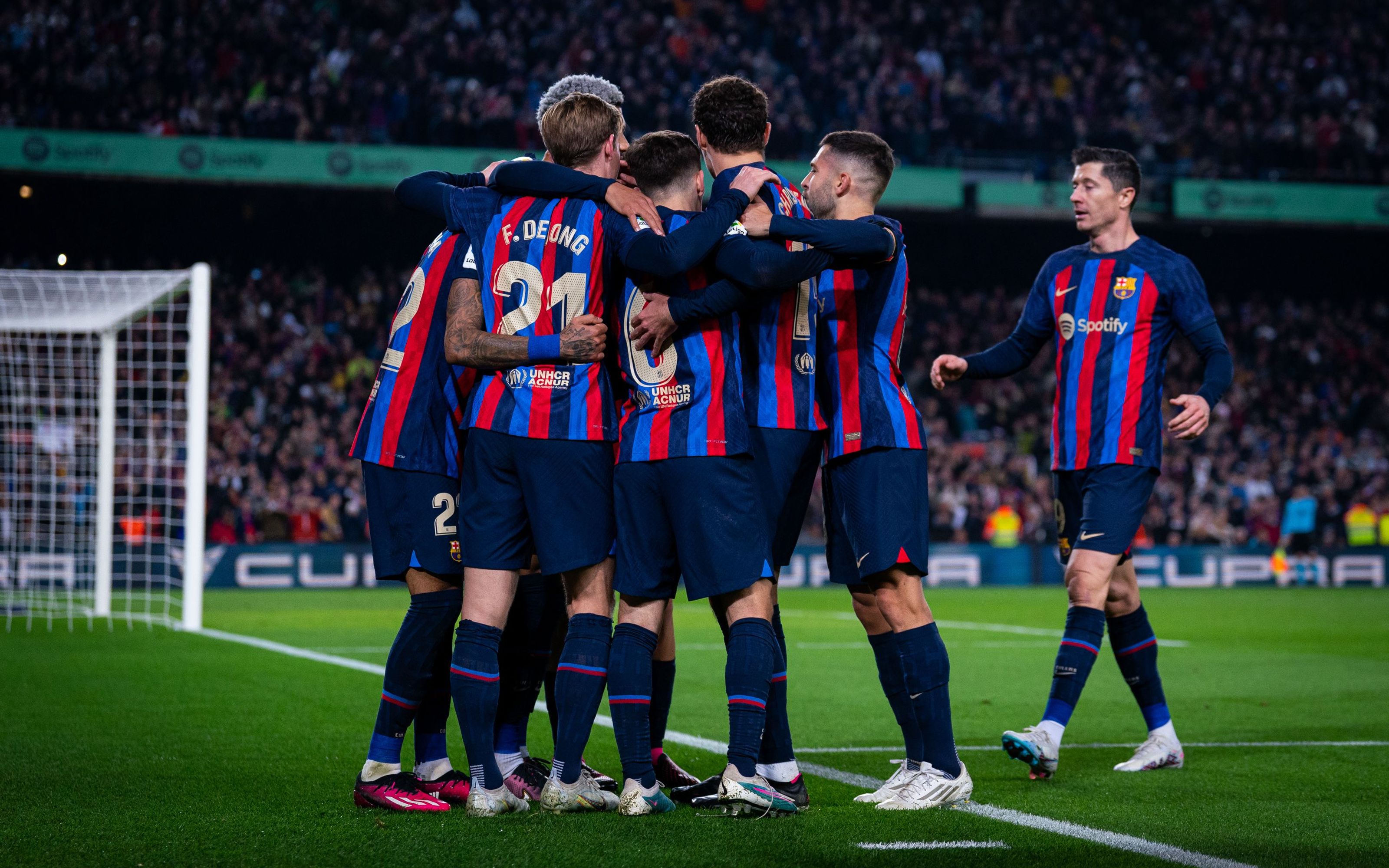 The best photos from the win over Sevilla