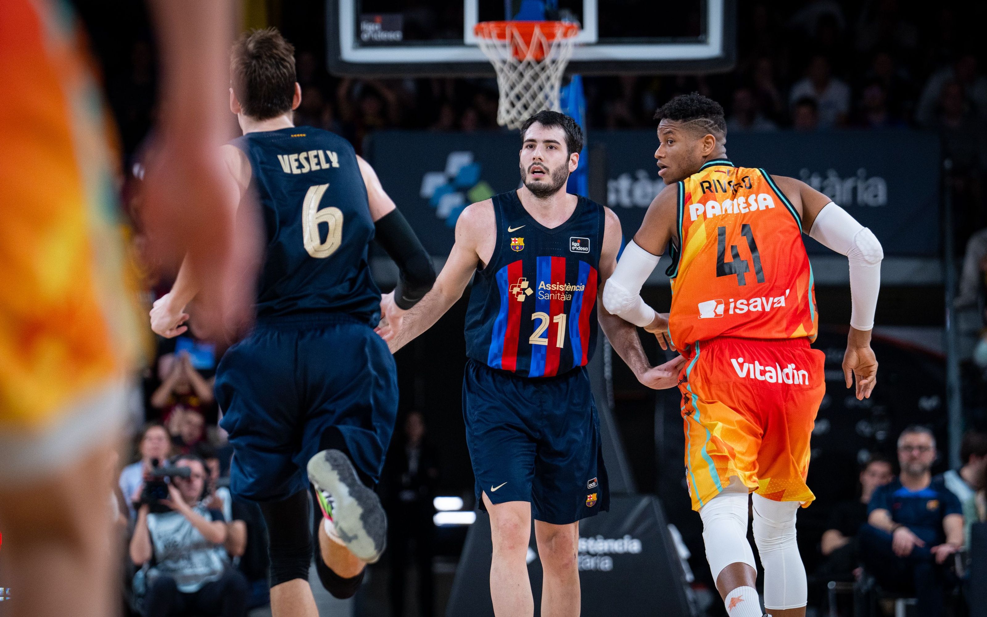 Barça 81-75 Valencia Basket