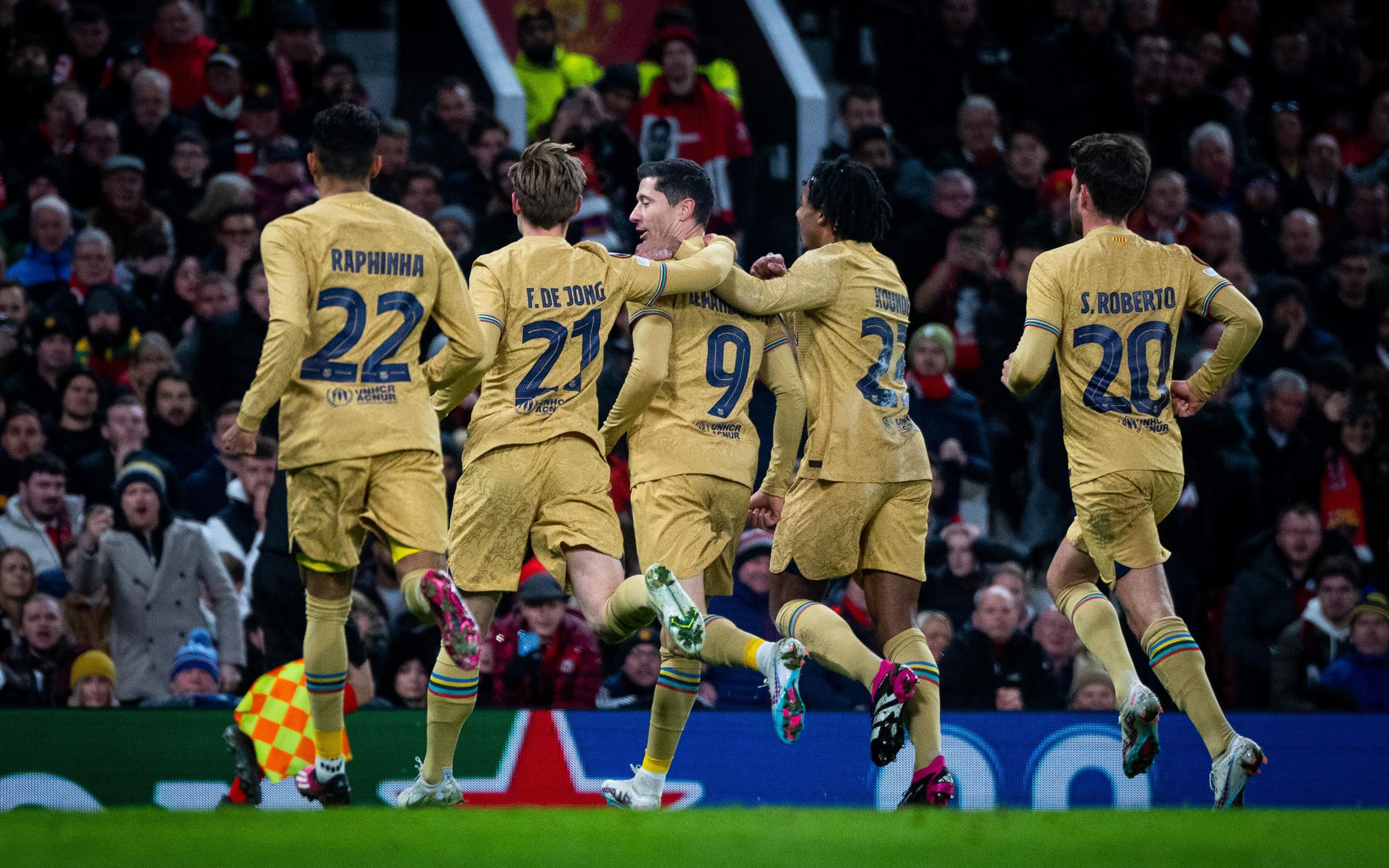 Manchester United v Barça in photos