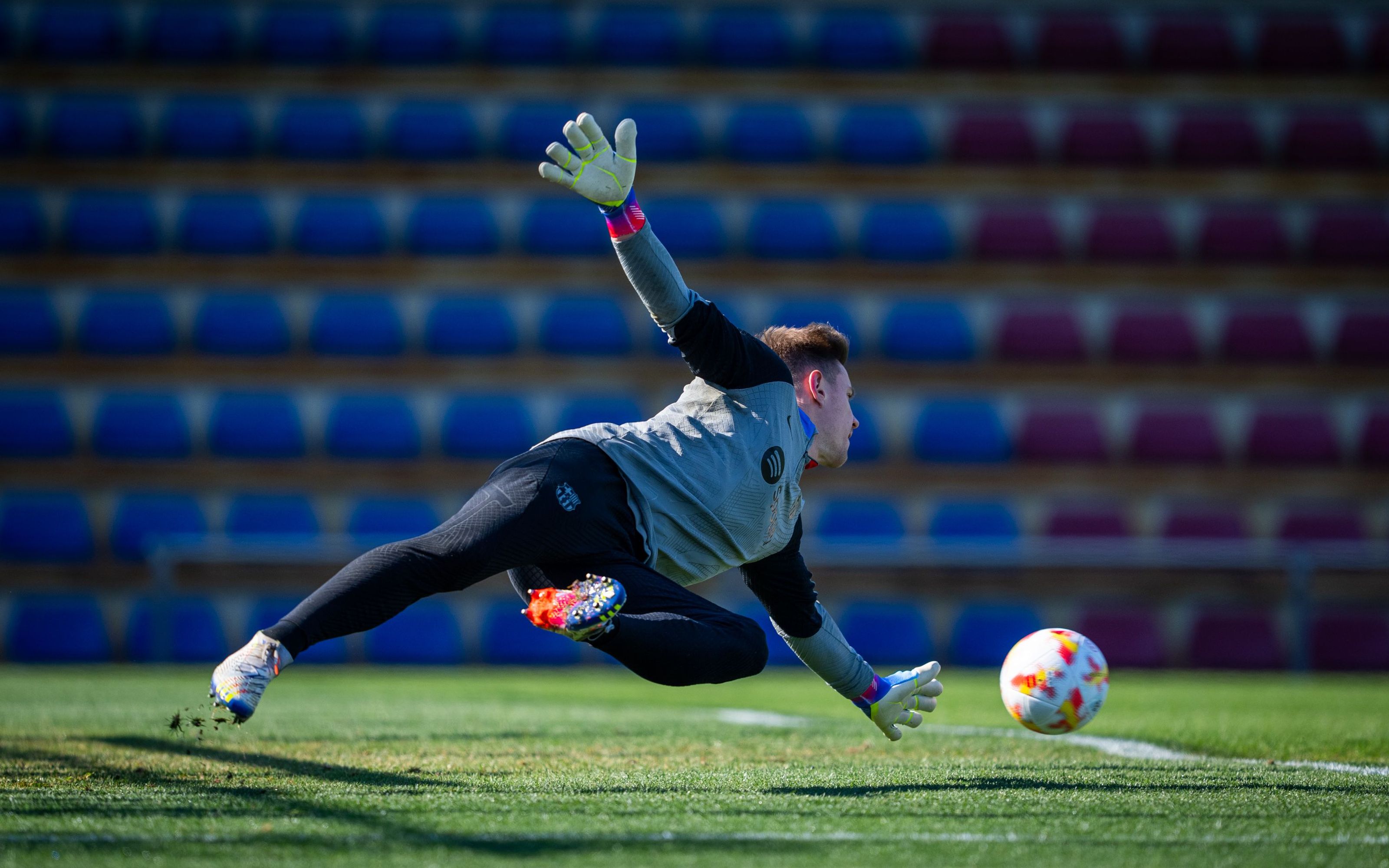 El entrenamiento previo al Clásico de Copa, en imágenes (01/03/2023)