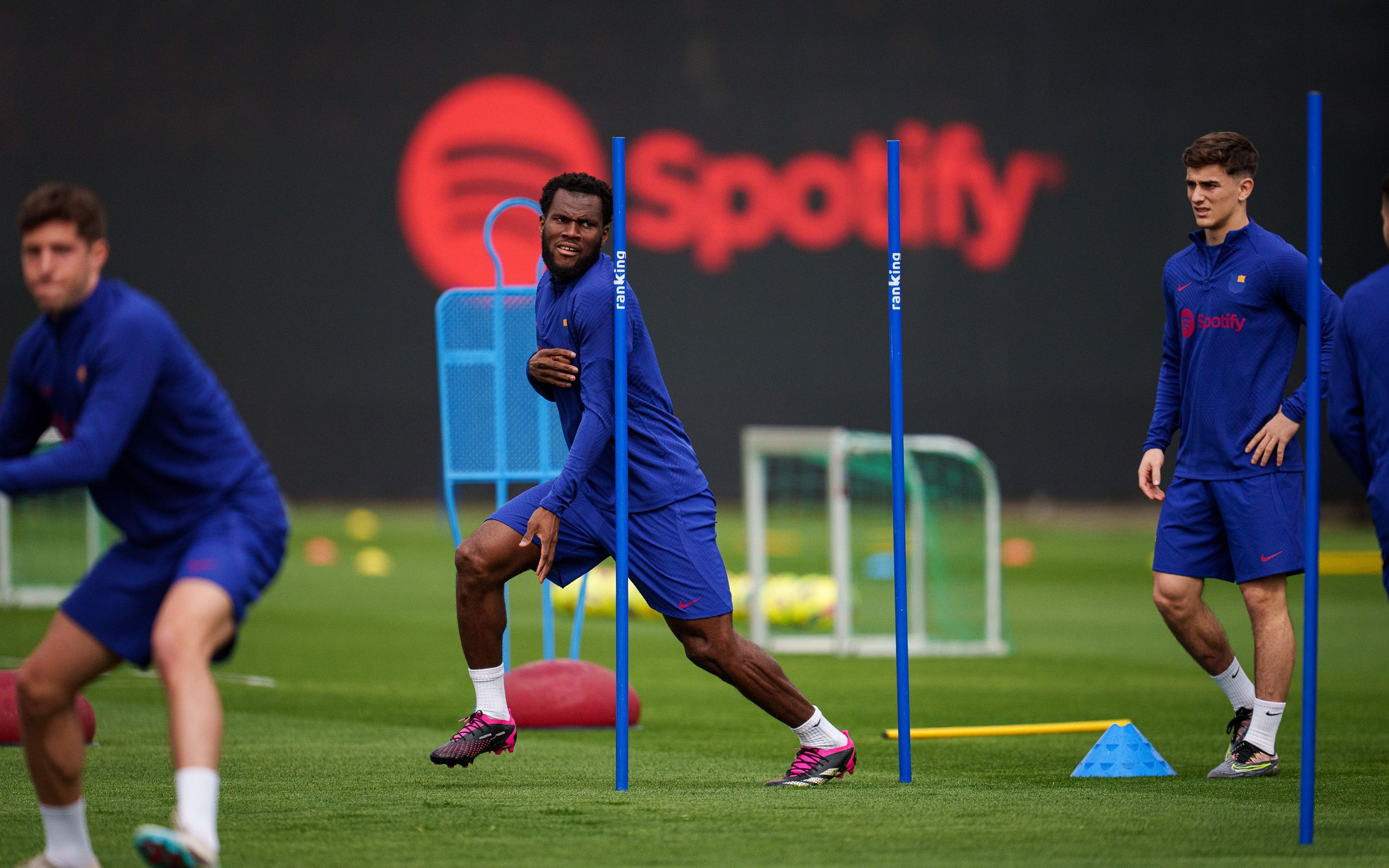 The best photos from Friday's training session