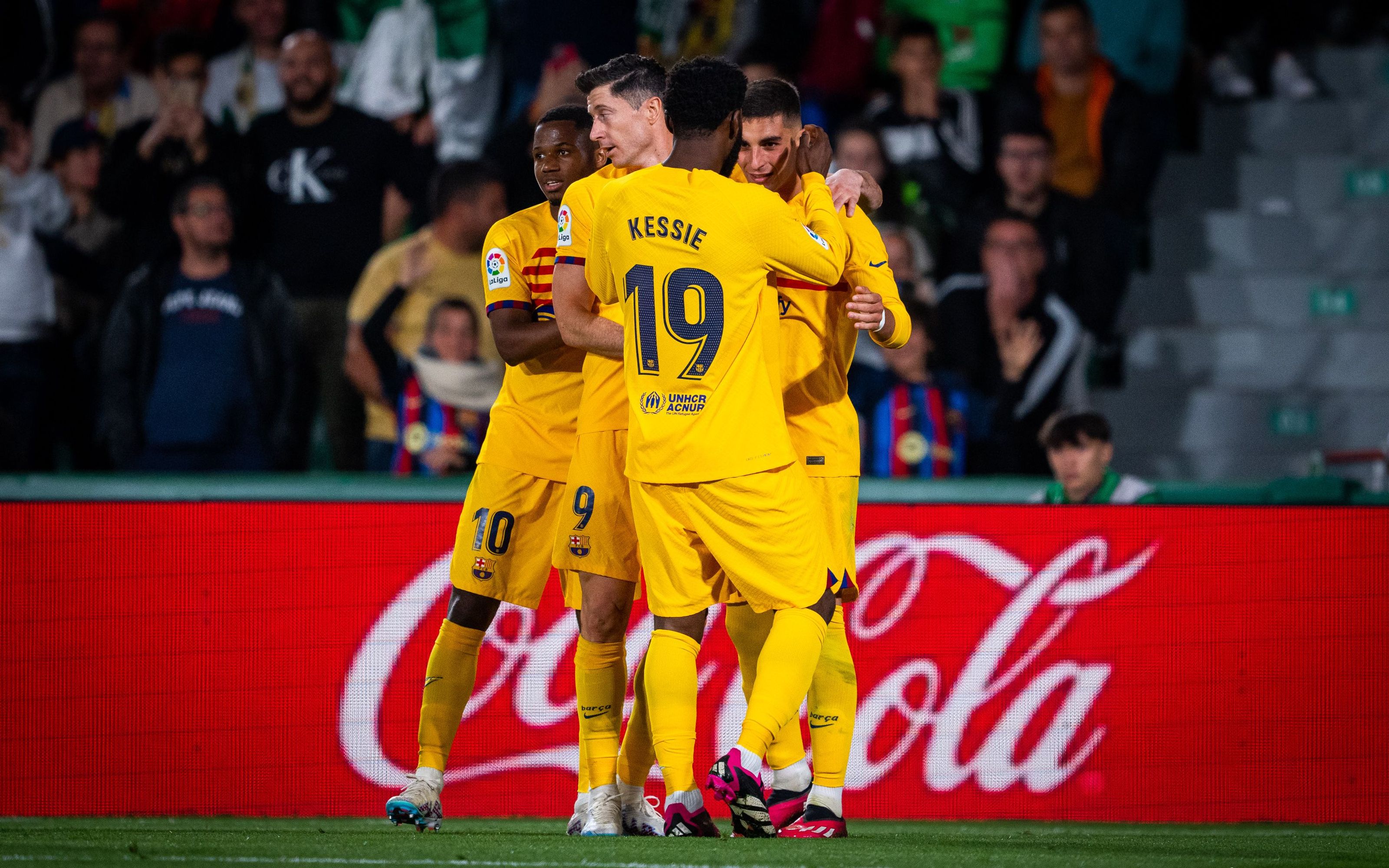 The best photos from the win away at Elche