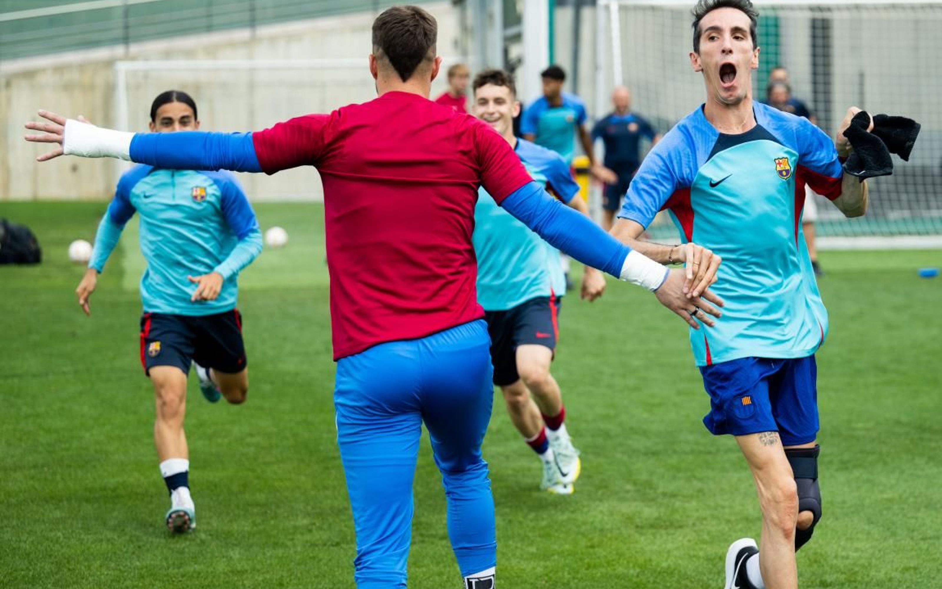 Entrenamiento del Barça Atlètic con Àlex Roca (01-06-23)