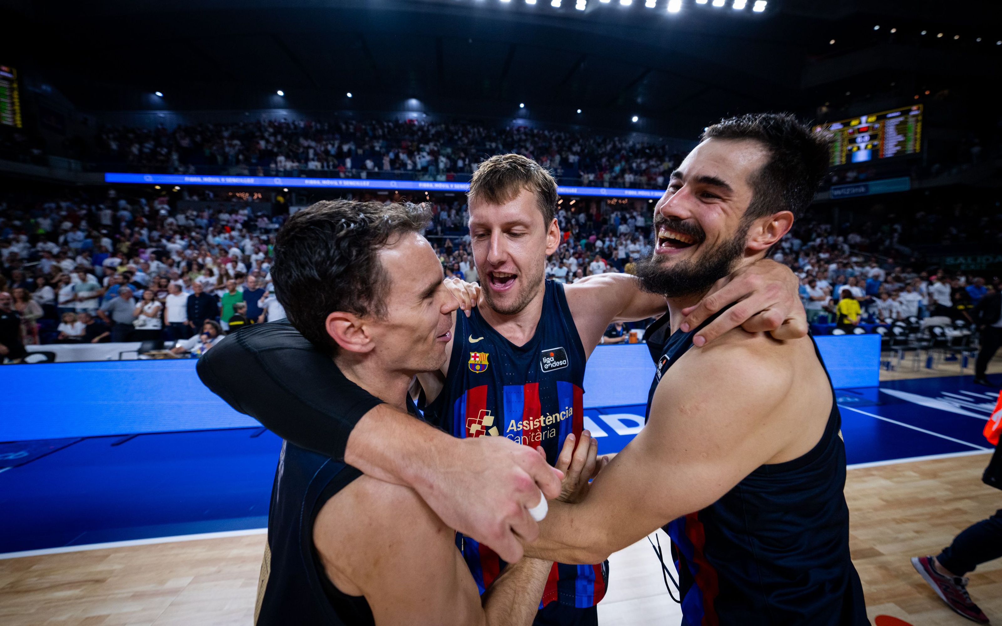 Barça win the league in Madrid!