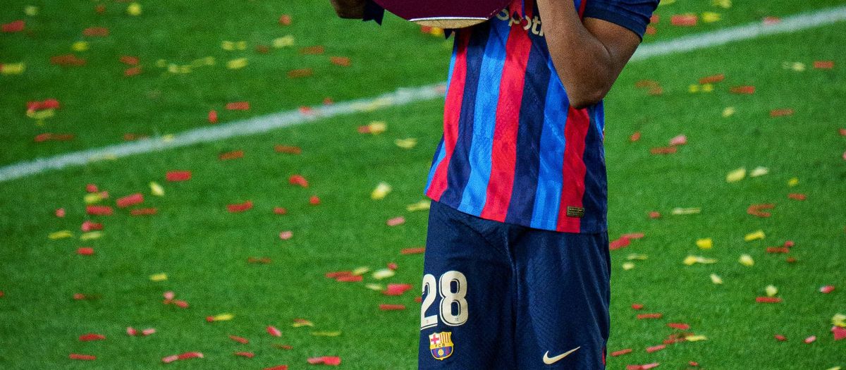 Alejandro Balde's career in photos