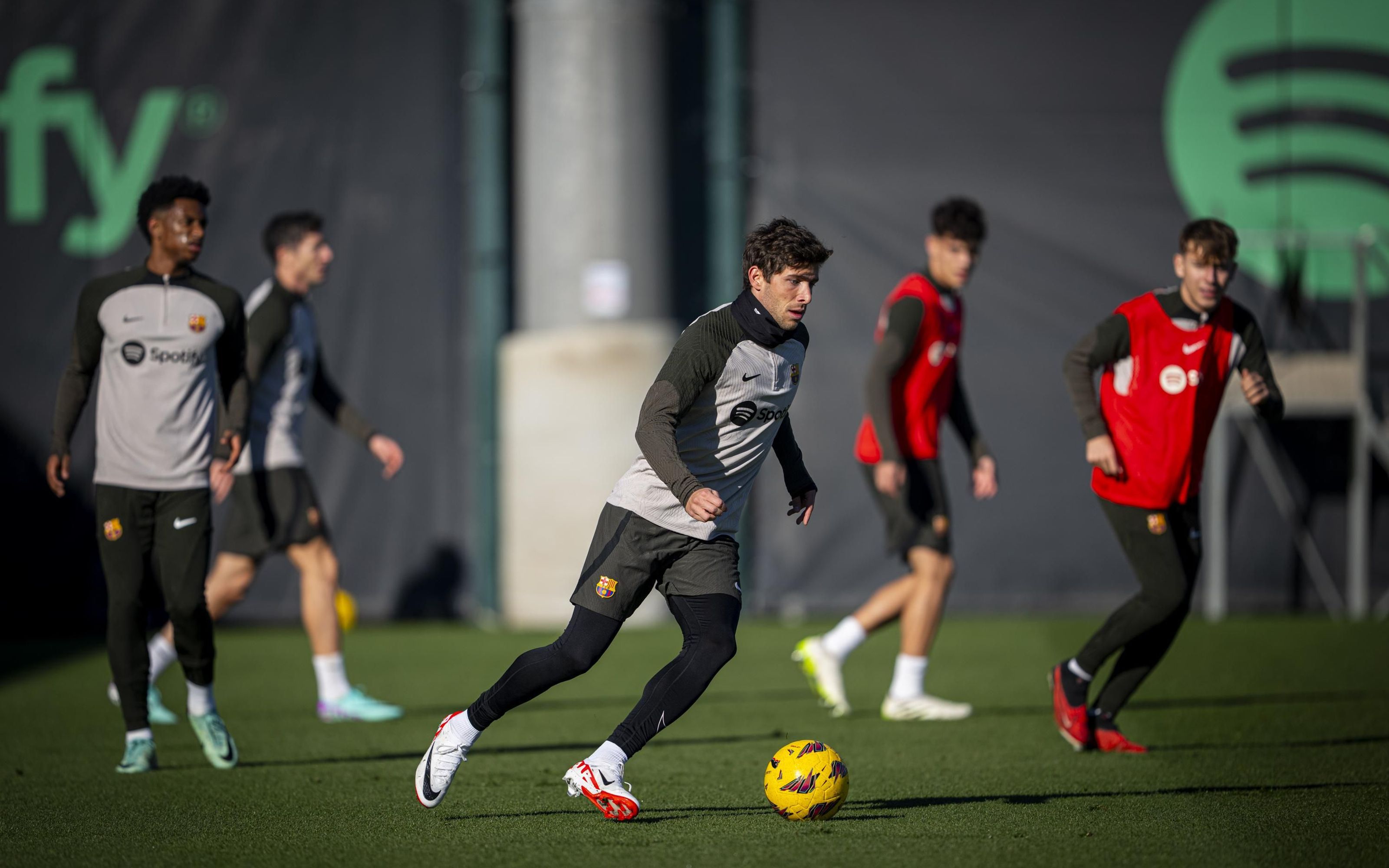 El entrenamiento del primer equipo (19/12/2023)