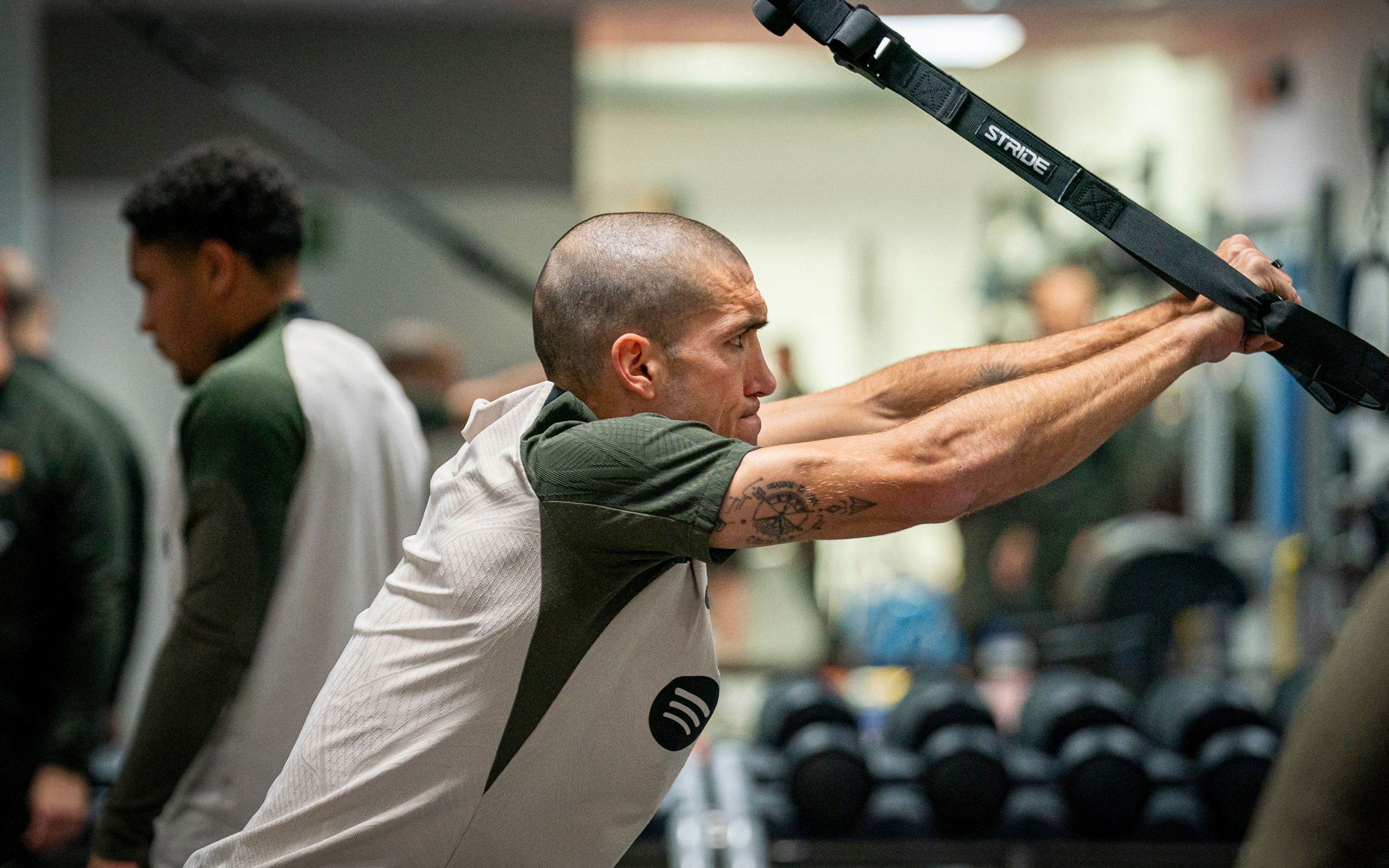 Vitor Roque's first Barça workout