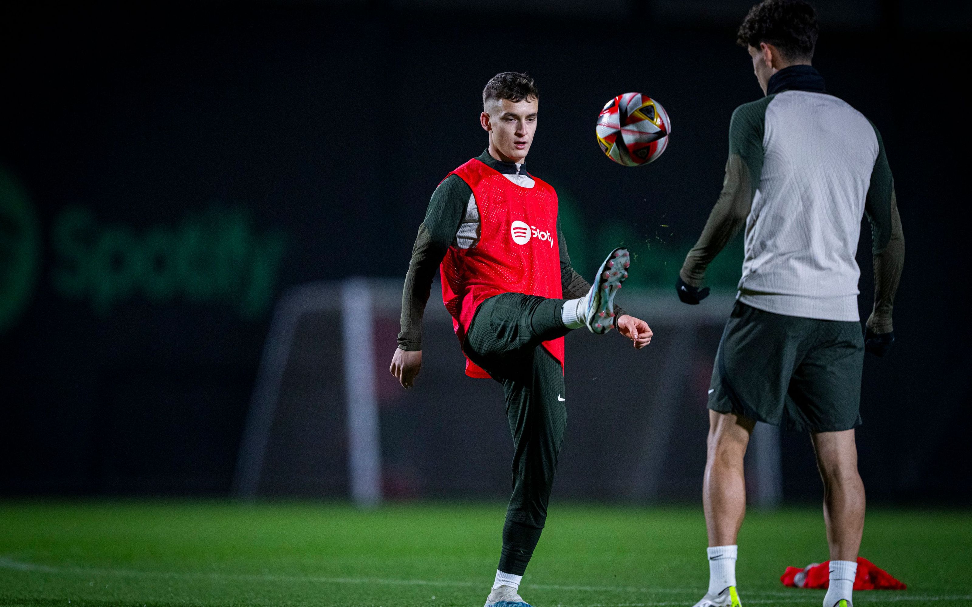 Último entrenamiento antes del debut en la Copa