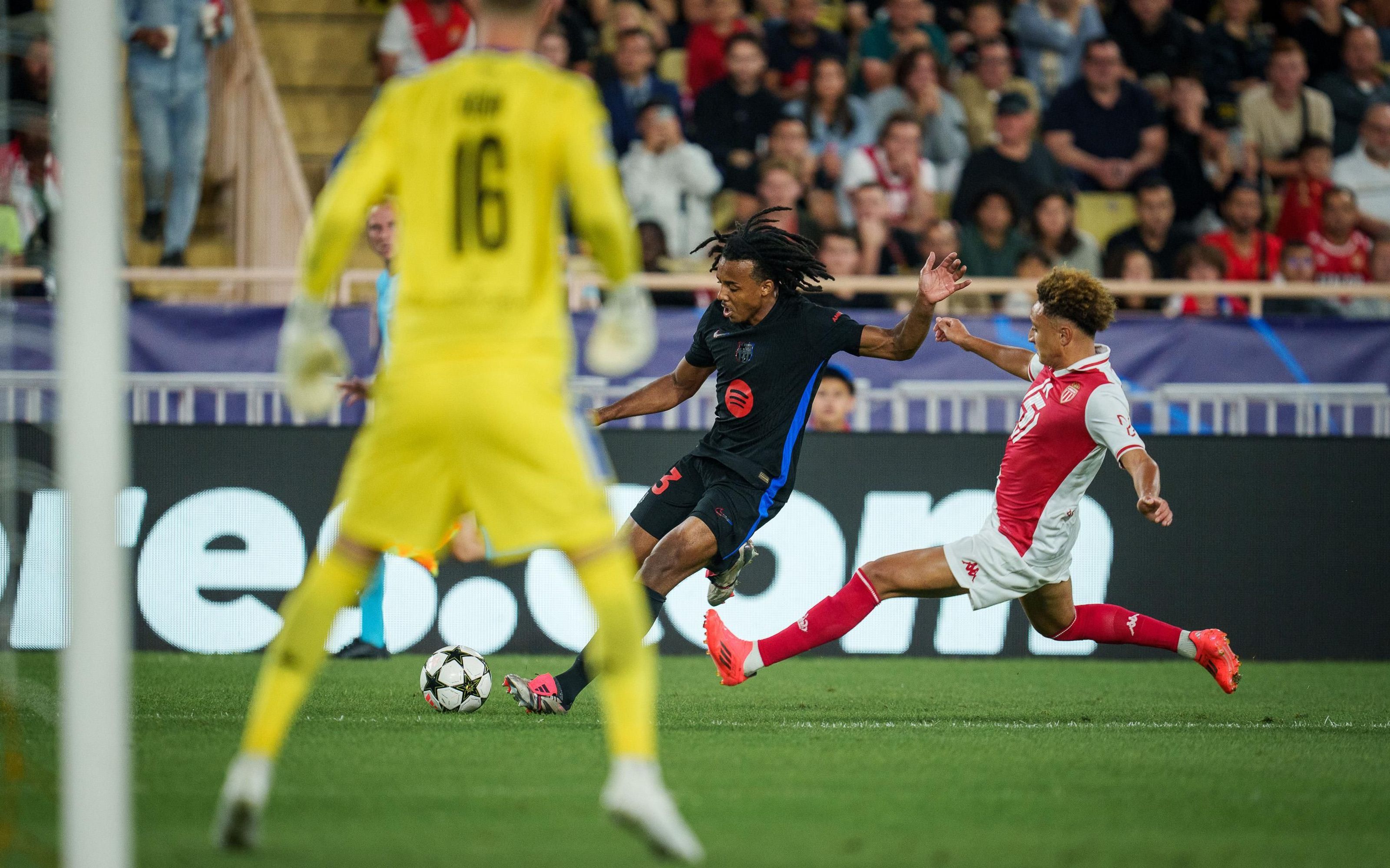 Photos from Monaco v Barça