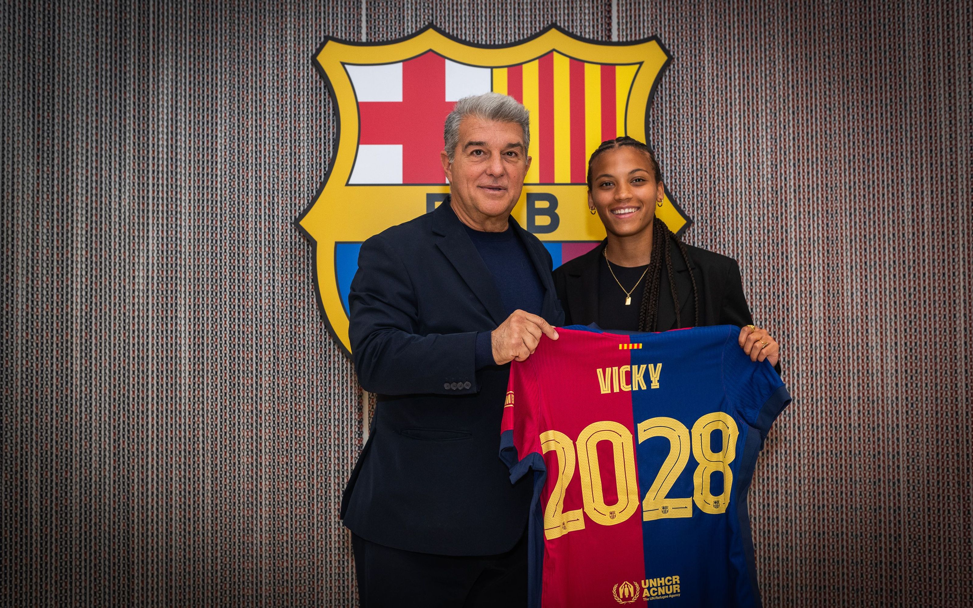 Vicky López's renewal in pictures