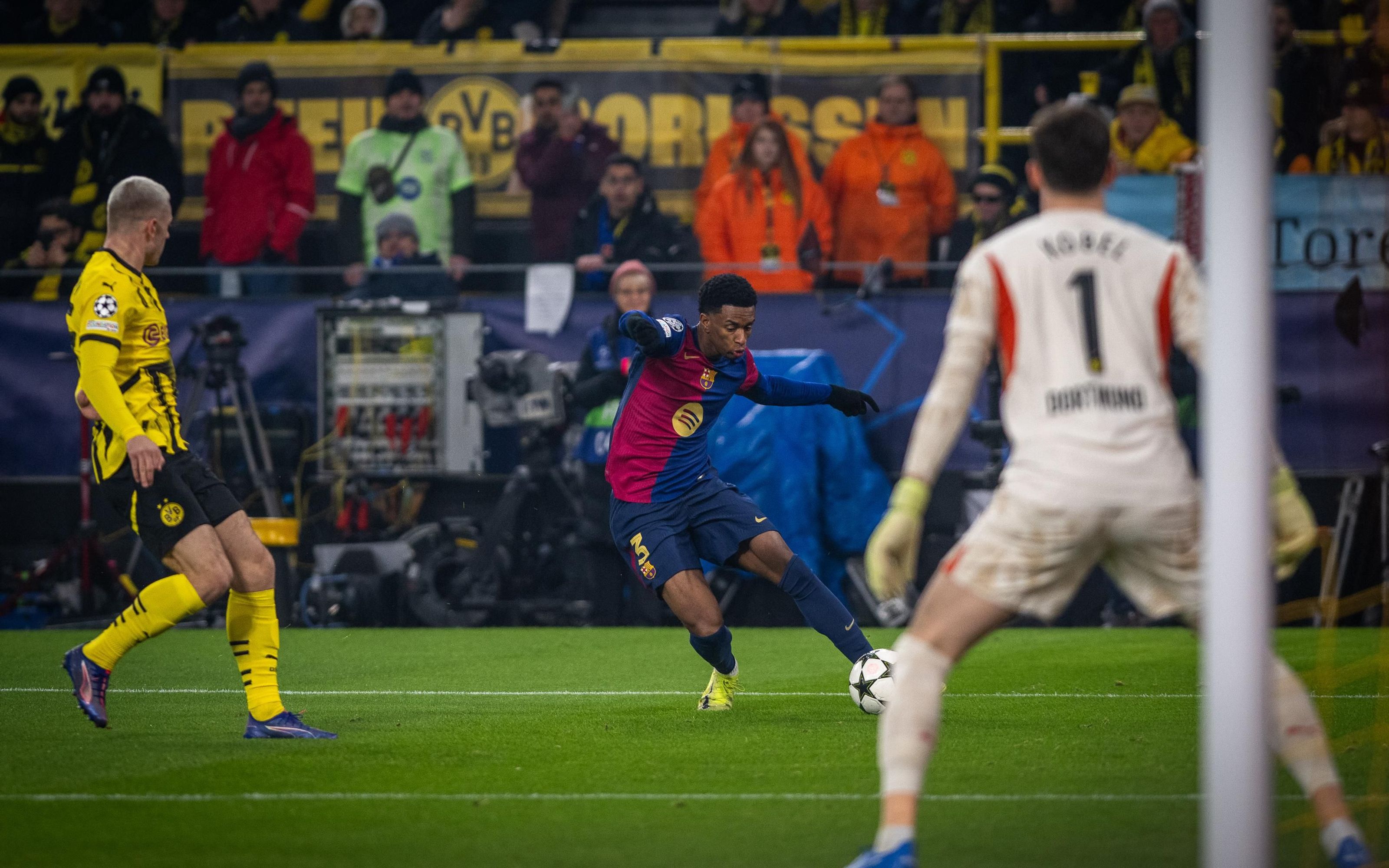 The best photos from the win at Borussia Dortmund