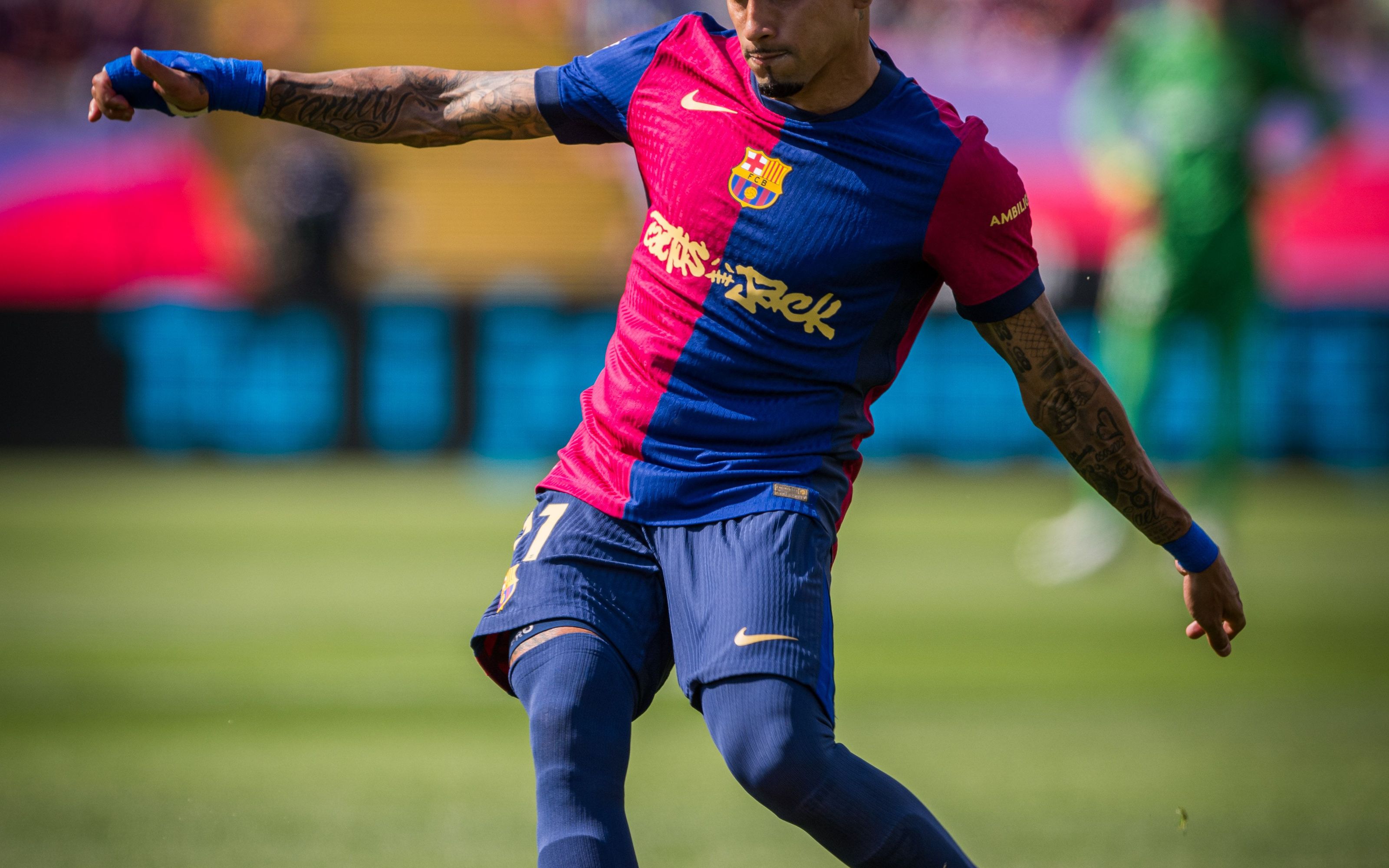 Travis Scott at the Clásico