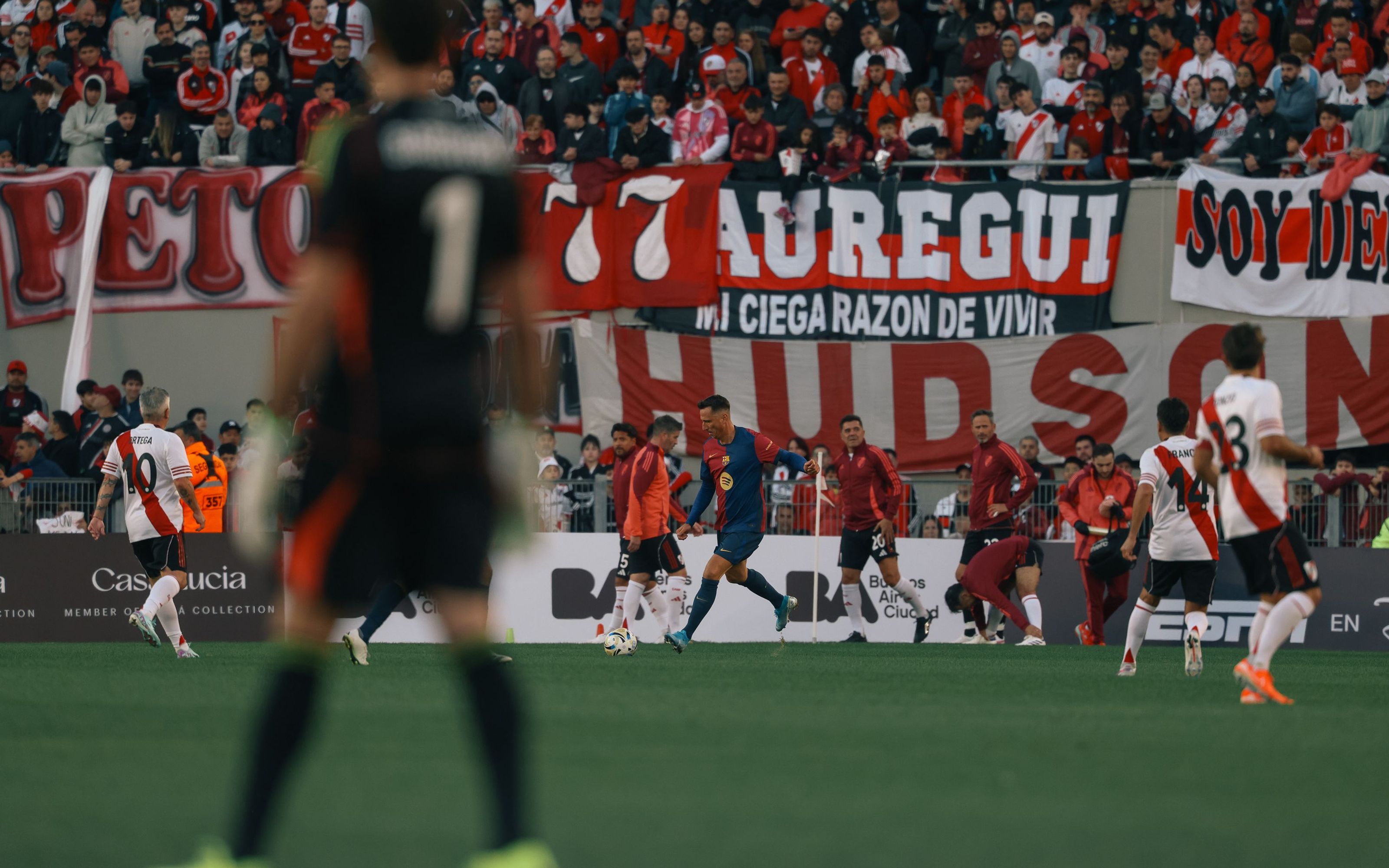 River Plate Leyendas 2-0 Barça Legends