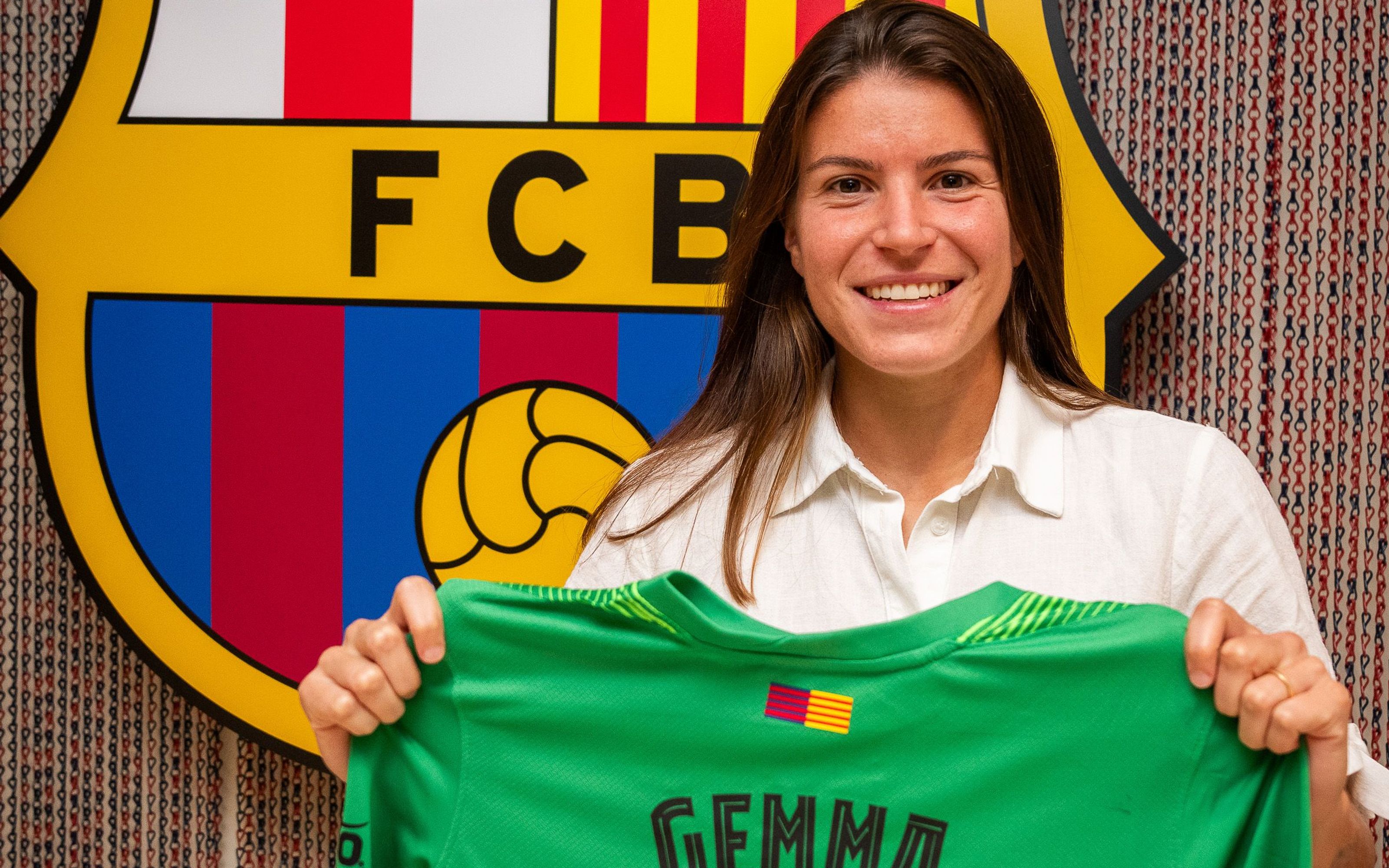 Gemma Font signs new contract
