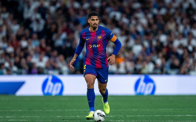 Araujo | 2025/2026 player page | Defender | FC Barcelona Official website
