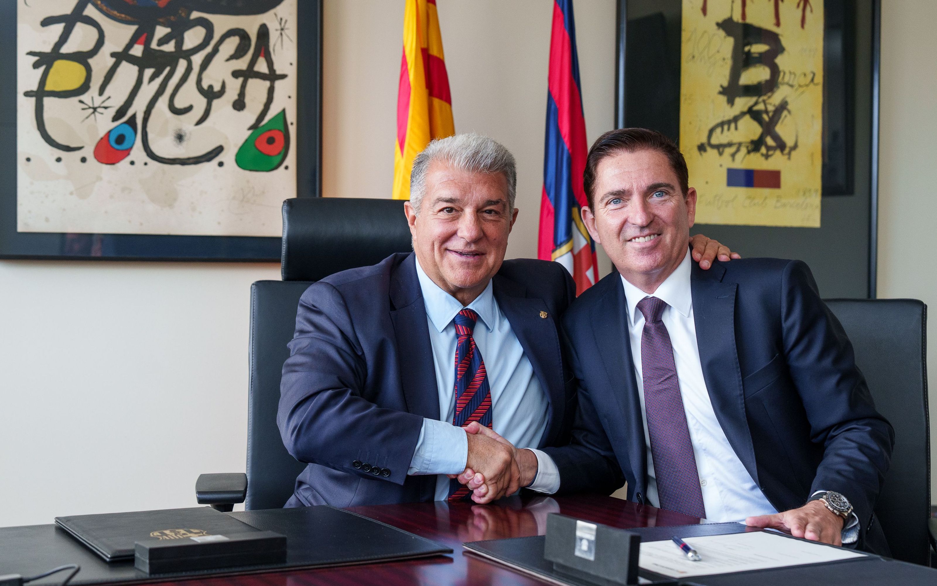 El acto de firma de Xavi Pascual, en imágenes