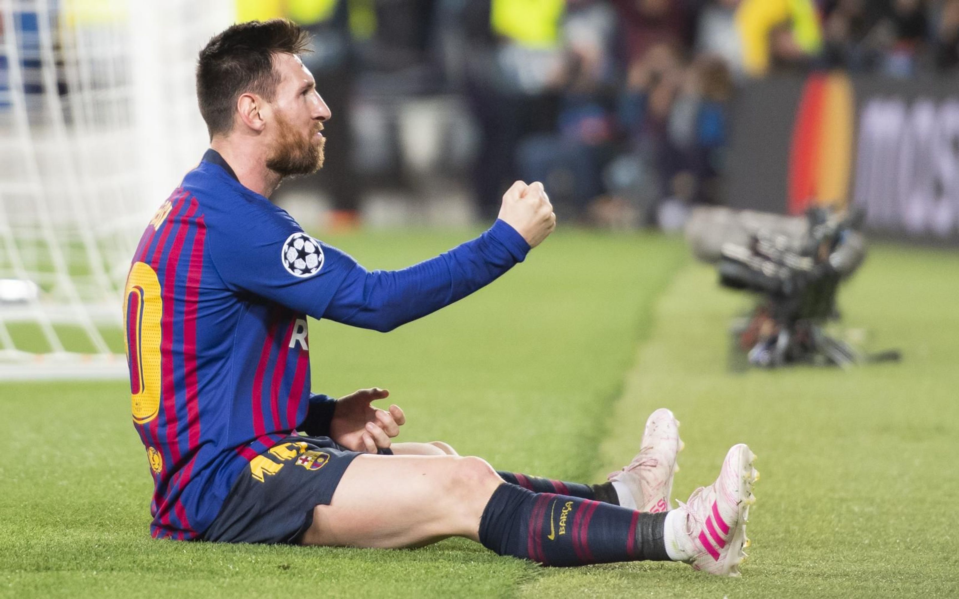 The 3-0 win over Liverpool, in photos