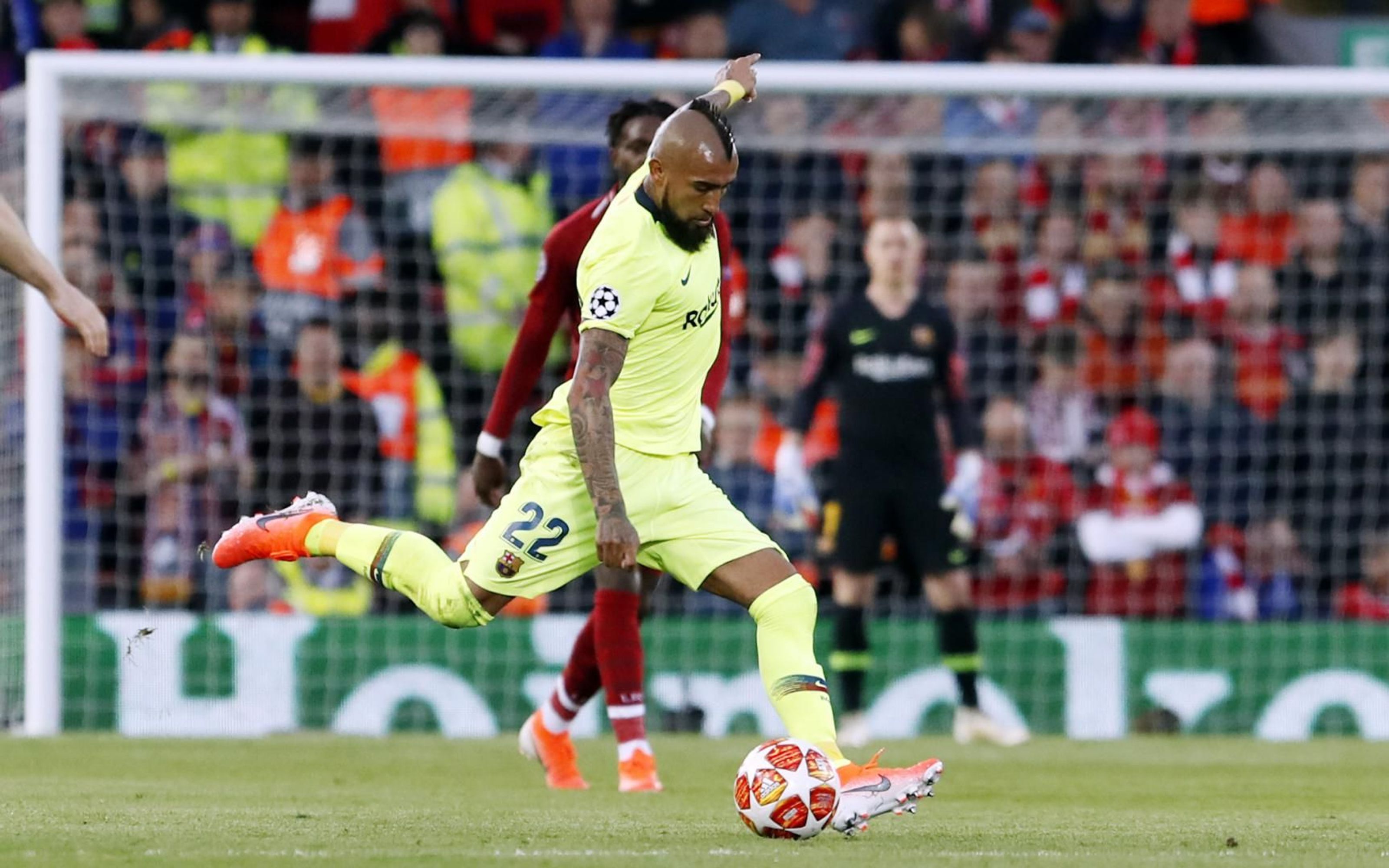 Liverpool v Barça in photos