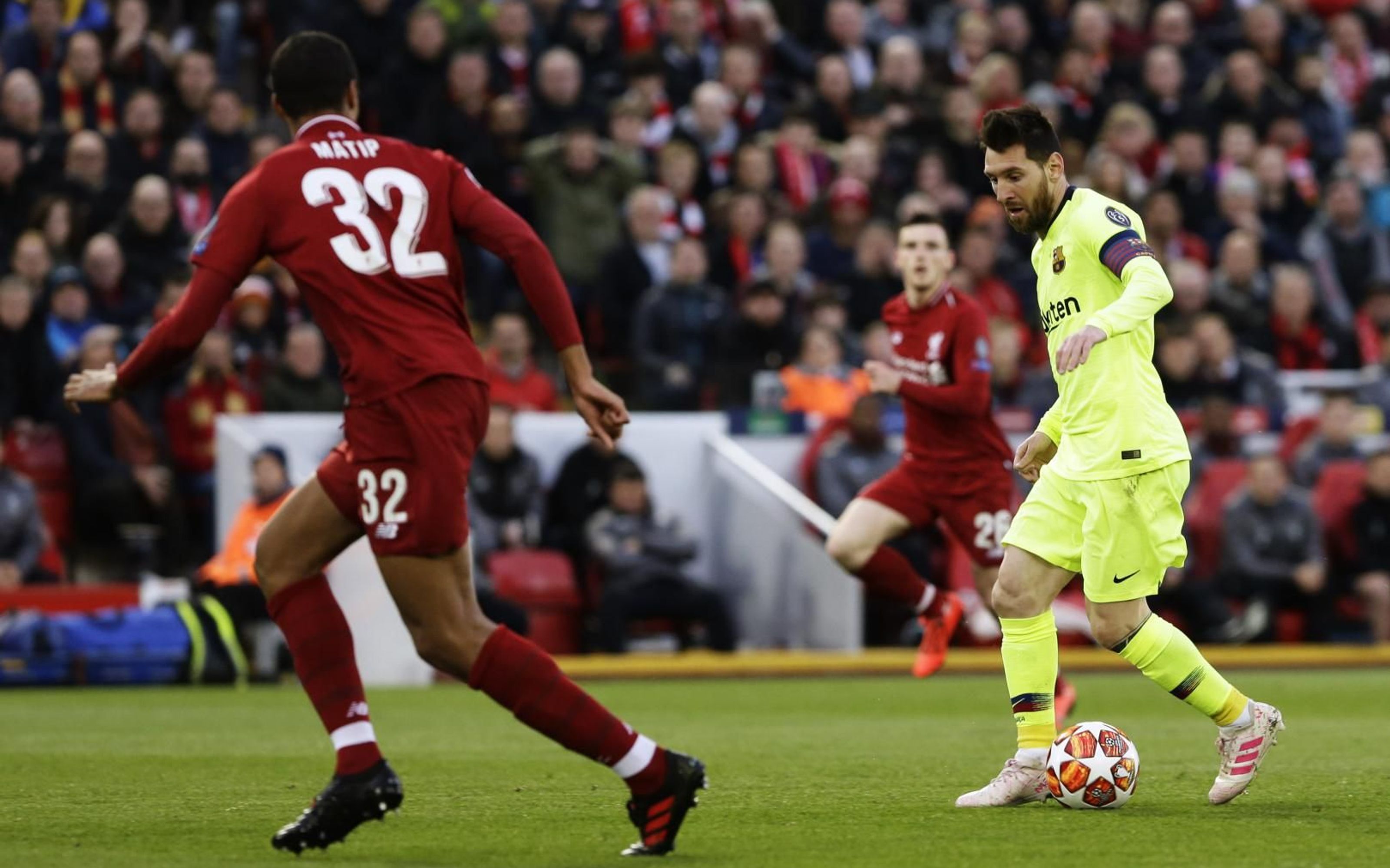 Liverpool v Barça in photos