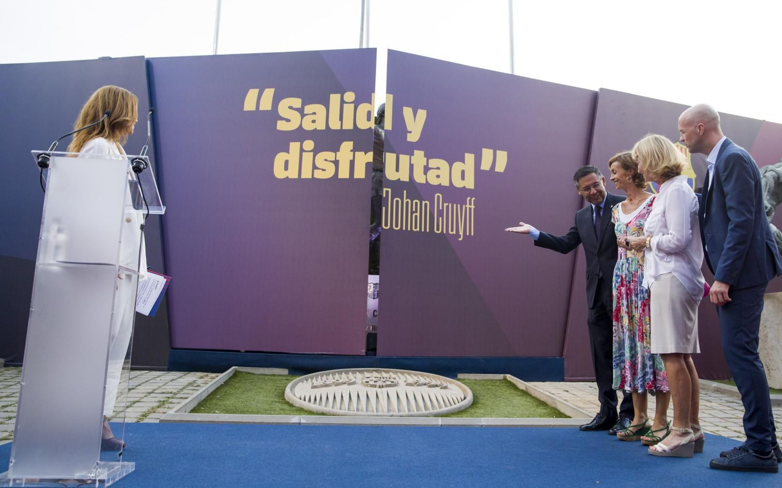 Unveiling of Johan Cruyff statue at Camp Nou