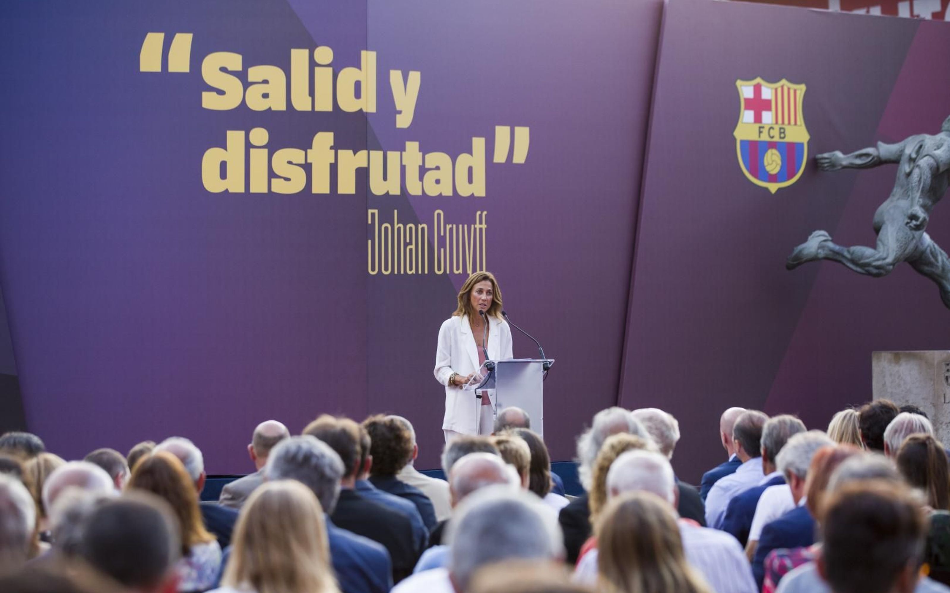 Unveiling of Johan Cruyff statue at Camp Nou
